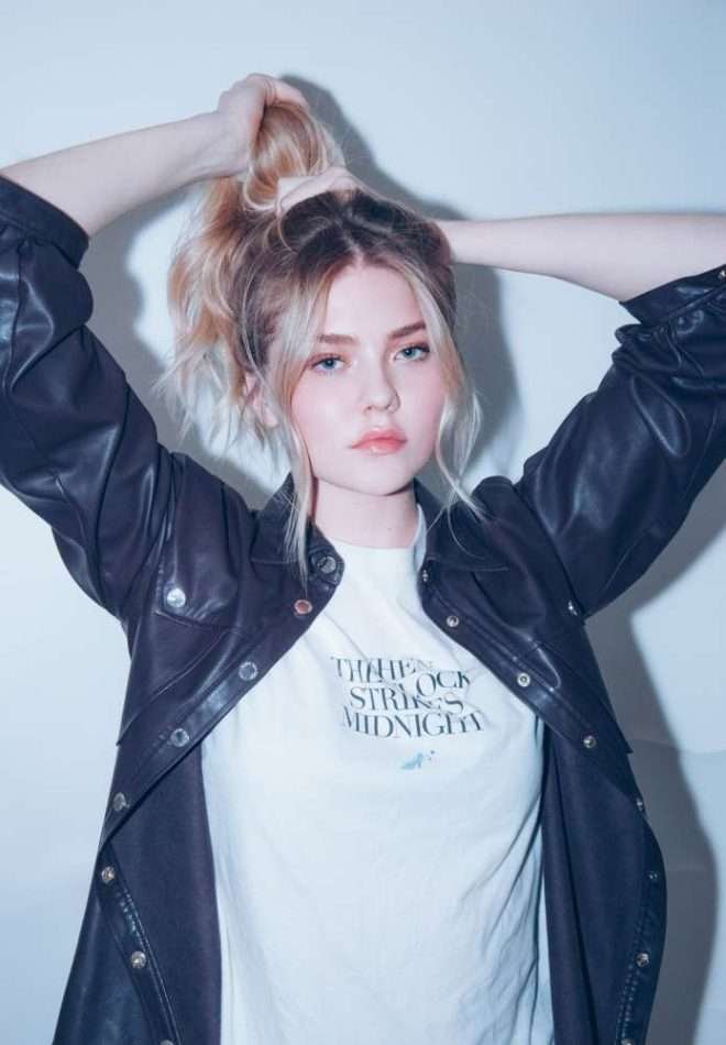 Iso Model Management | Uliana